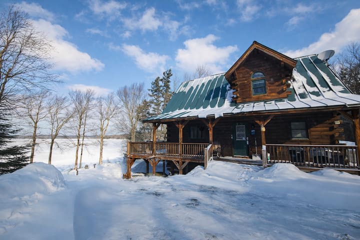 Partridge Road Retreat On Brassua Lake With Canoe - Moosehead Lake, ME