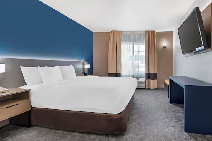 Sacramento Kingstudio W/ Gym & Pool - Sacramento, CA