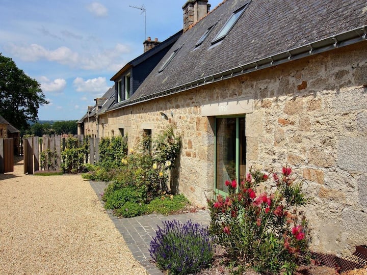 Joli Gîte De Vacances à Neulliac - Pontivy