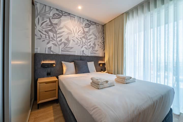Douro Tower - Pool, 360cº View, Ac & Free Parking - Vila Nova de Gaia