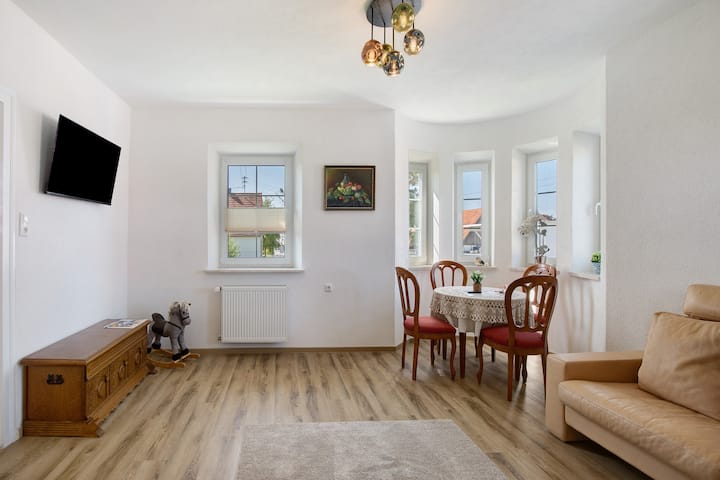 Villa Romantika - Fewo Og Rechts - Leipheim