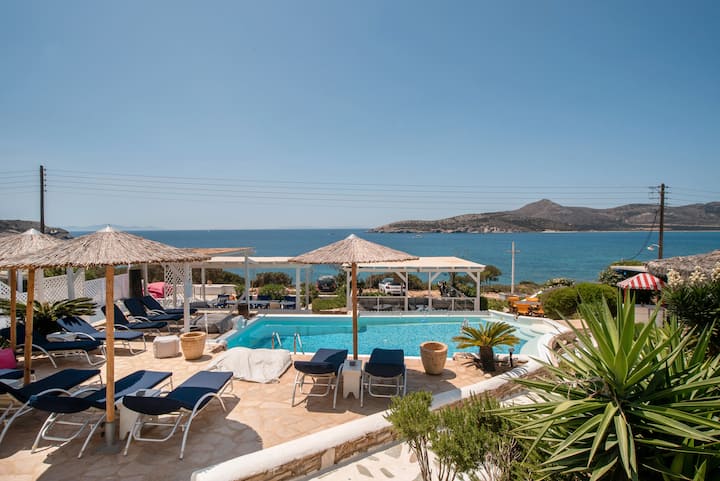 Blue Dolphin Antiparos View Suite - Antiparos