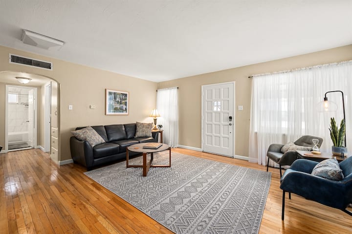 Shiloh Retreat: A Restful Escape In Grand Junction - Grand Junction, CO