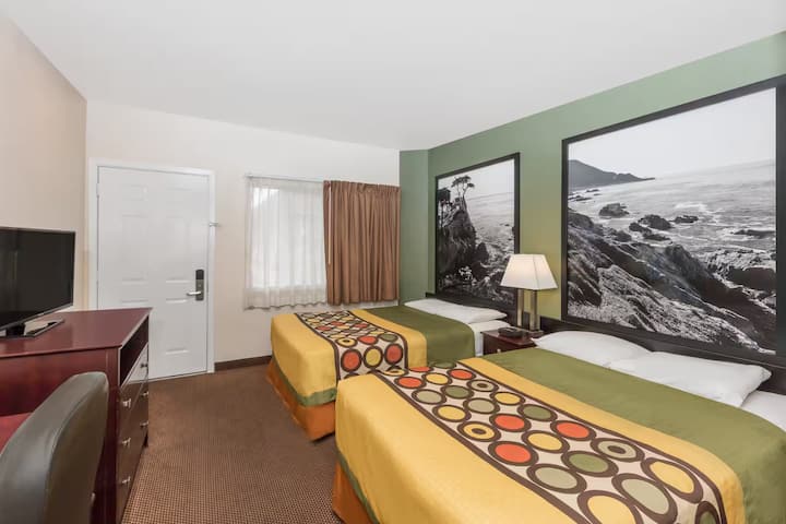 Super 8 Monterey | 2 Double Beds | Near Wharf - Monterey, CA