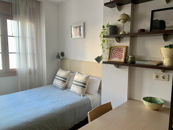 Apartamentos Plaza América, Oviedo Centro - Oviedo