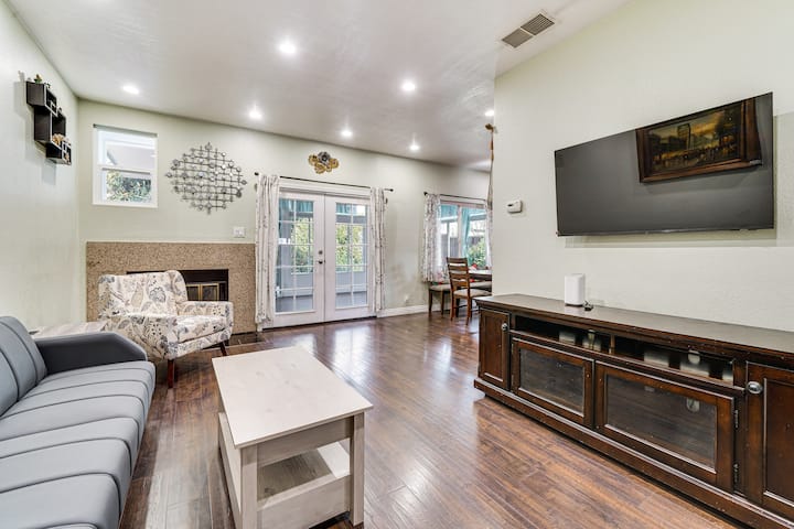 Commuter-friendly Fremont Home Near Tech Hqs - Union City, CA