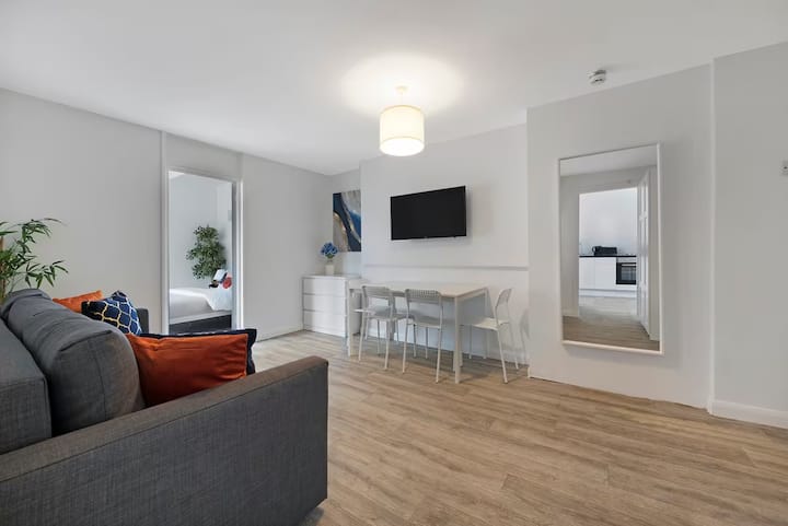 1 Bed Flat- Archway Underground Station - Whitehall
