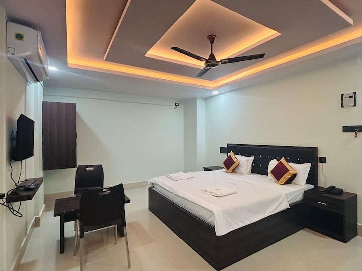 Maison De Ville Oak Phaltan - Phaltan