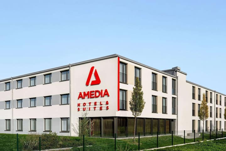 Amedia Dachau | Comfort Twin | Munich Access - Dachau
