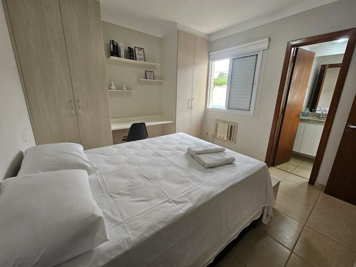 Apê Completo E Confortável Em ÓTima Localização! - Brazil