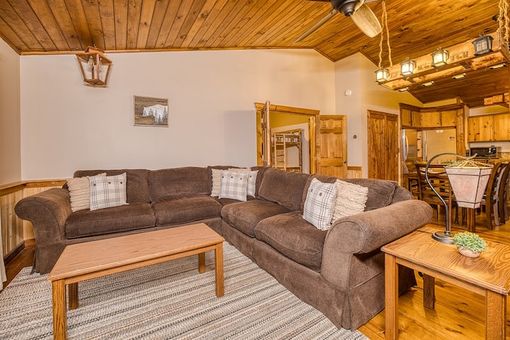 Mountain Escape-hot Tub+firepit+gr Near Blue Ridge - Blue Ridge, GA