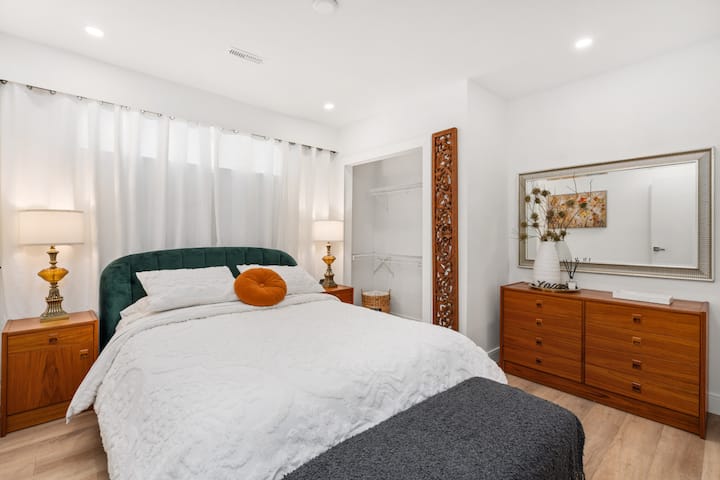 Stylish 3br Basement Suite | Quiet Vancouver Area - Richmond, BC, Canada