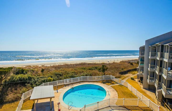 Dune To Sea | Oceanfront Condo + Pool - Atlantic Beach, NC