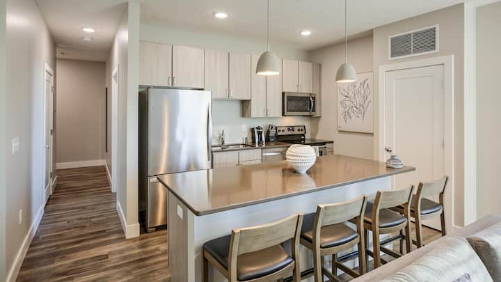 Landing | Modern 1bd In Science Park - New Haven, CT