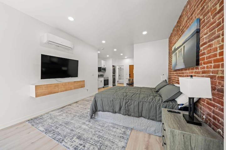 Modern Studio Loft #1 Heart Of Gaslamp District - Coronado Island, CA