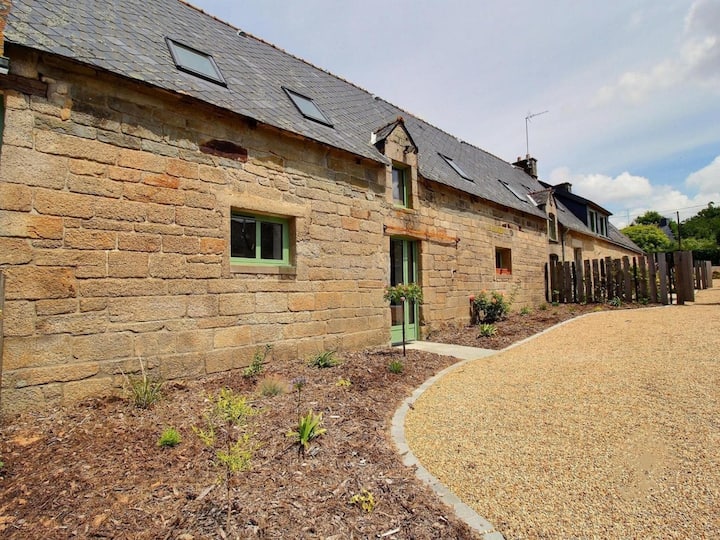 Joli Gîte De Vacances à Neulliac - Pontivy