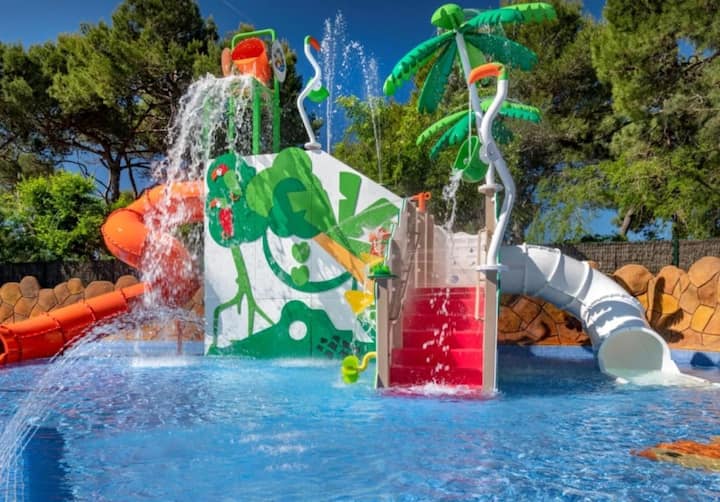 Zecamping 2* Chalet Piscine - Blanes