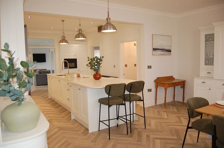 Morwendon House With Sea View - Barmouth