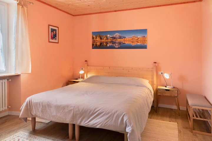 Orange Room - Teglio