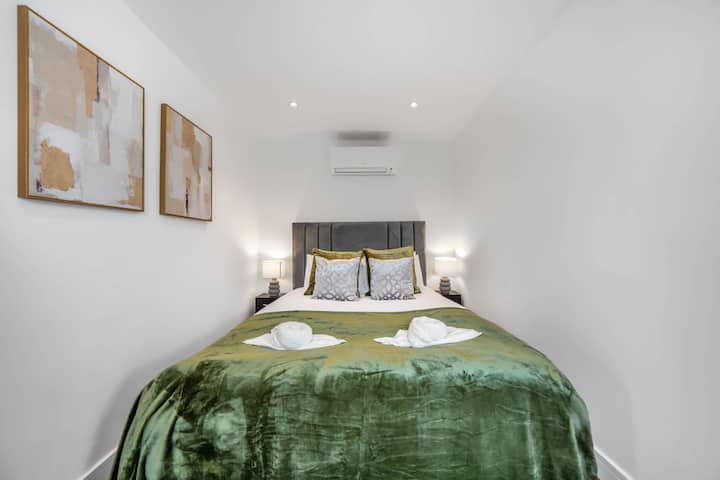 Top Floor One-bed With View In Knightsbridge - Chelsea