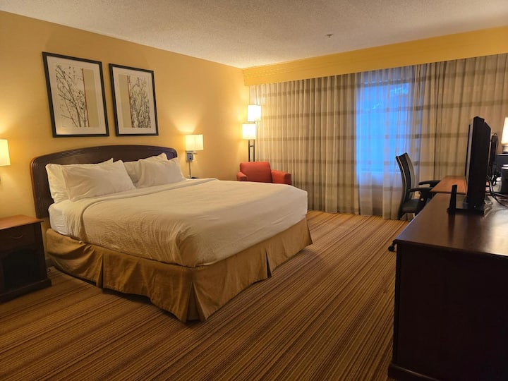 Outdoor Retreat W/ Lakes, Trails & Wildlife Access - Altoona, PA