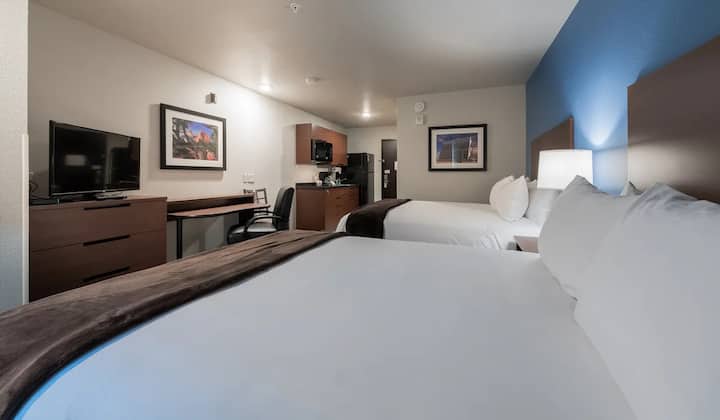 Modern And Pet-friendly Room In Altoona - Altoona, IA