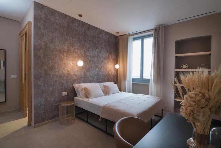 Chambre Orma Lit Double Et Salle De Bain Privée - Ivrea