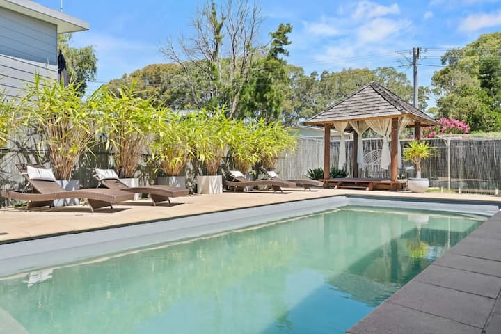 The Pet Friendly Pool House - Toukley