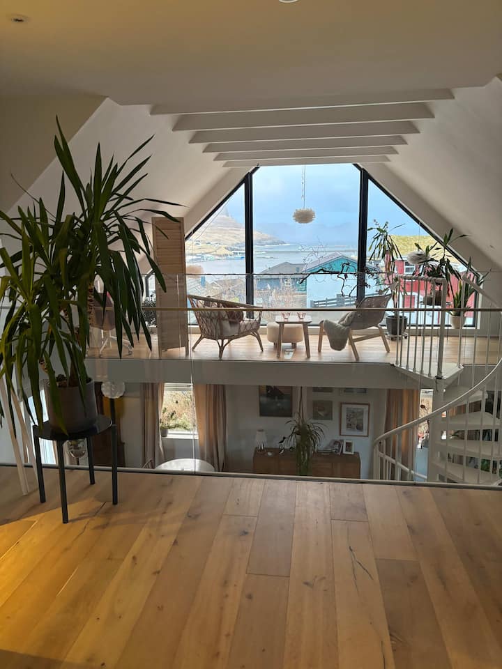 Design Villa With Panoramic Views & Large Windows - Faroe Islands