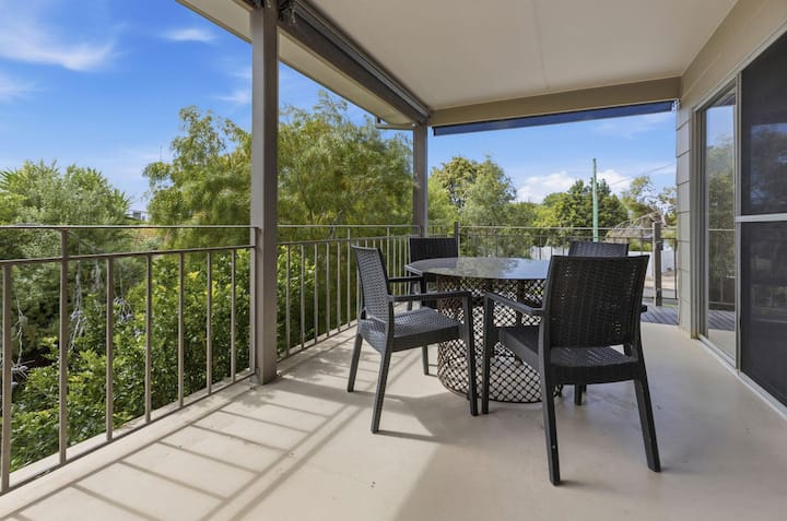 Mcmillan Views: Offers The Perfect Base For A Clas - Bairnsdale