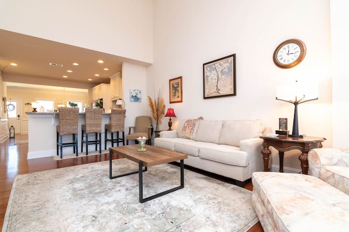 Waterfront Resort |Community Amenities| Sleeps 13 - Ocean City, MD