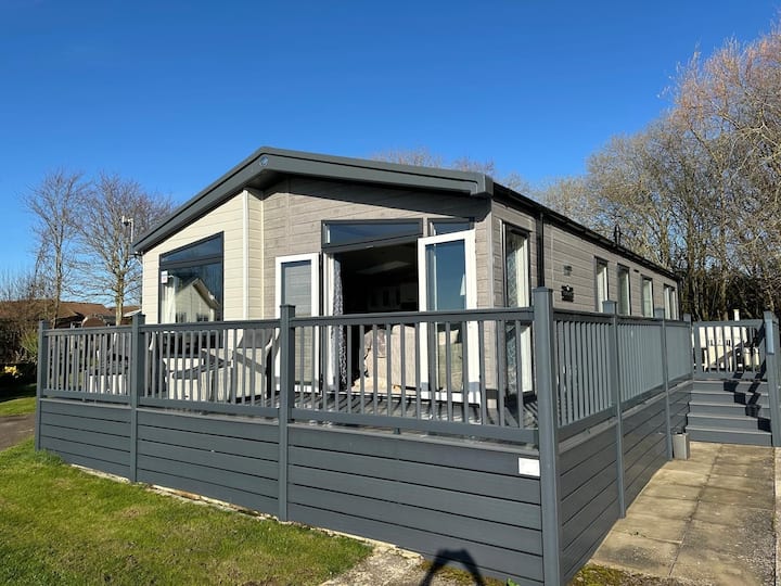 Luxury Spacious Lodge Sleeps 9 Hunstanton - Hunstanton