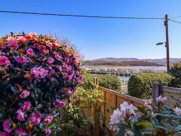 Garth Celyn - Porthmadog