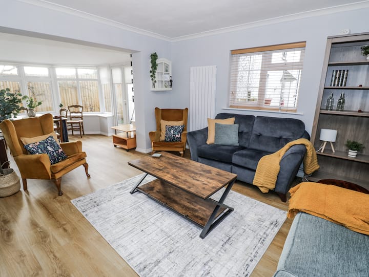 3 Leycester Court - Royal Leamington Spa