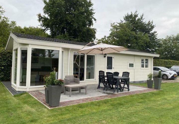 Minicamping De Lindenhoeve - Chalet Alpaca - Uden