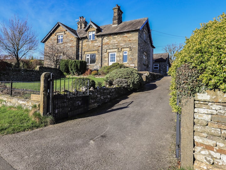 2 Lupton Hall Cottages - Kirkby Lonsdale