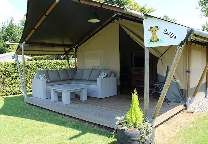 Minicamping De Lindenhoeve - Safaritent Geitje - Oss