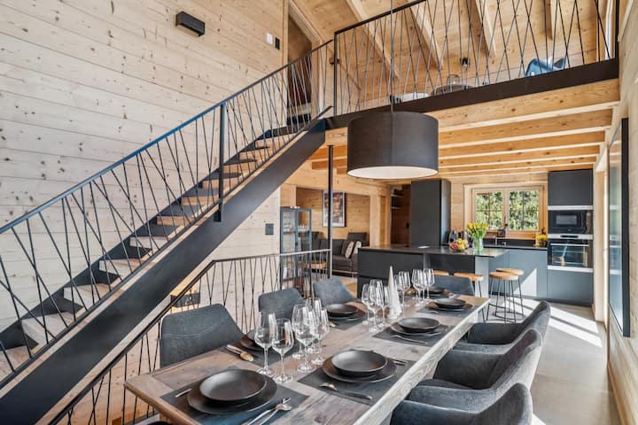 Chalet Panorama Prestige By Mrs Miggins - Champéry