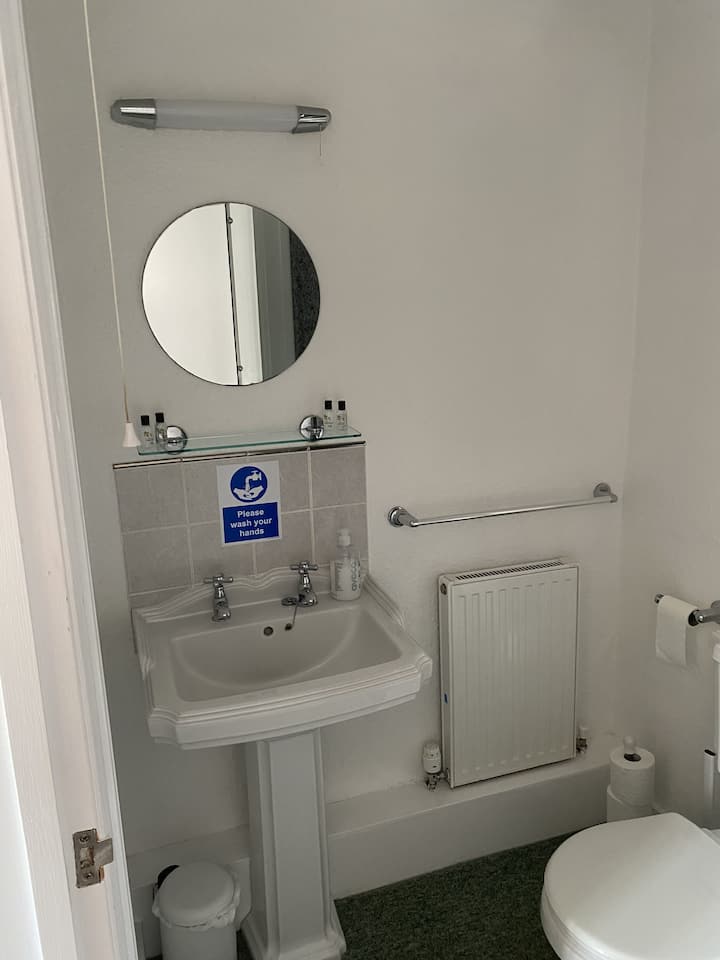 Double-premium-sdb Privée Avec Douche-vue Sur Le B - Yeovil