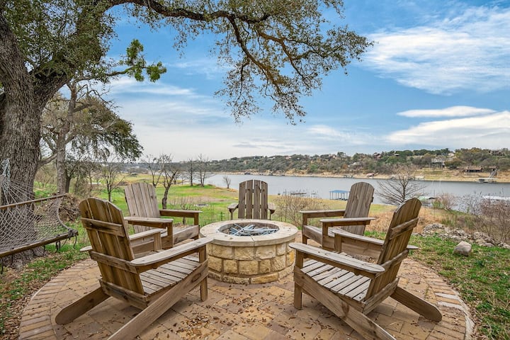 Lakefront, Water Views, Firepit | Drift And Dock - Spicewood, TX