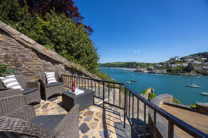 Bell Cottage - Dartmouth