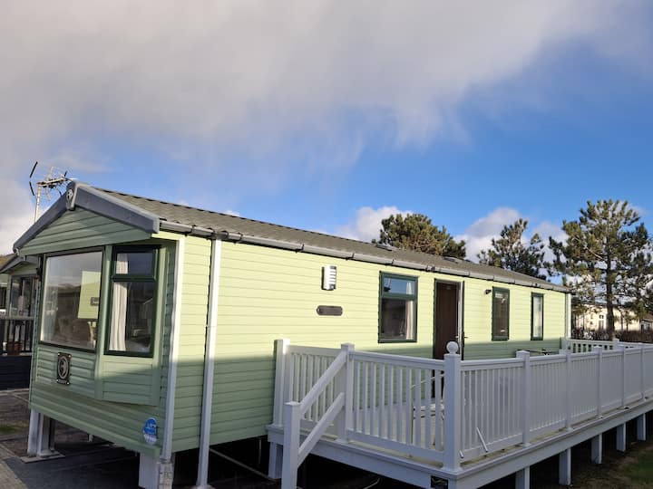 Glasyln 37 - Portmeirion