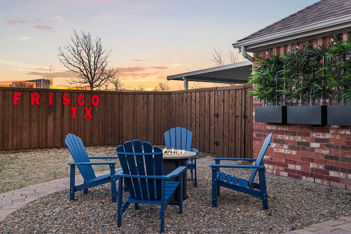 Luxury 2 King Beds + Hot Tub Near Frisco Star - Frisco, TX