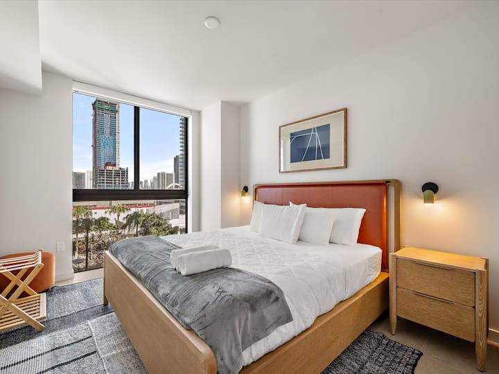 The Crosby #1510 - Luxury 1 Master Bedroom - Ultra Music Festival Miami