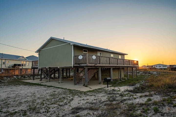Wrap Around Porch & Water View W/ 1 Min Walk To - Dauphin Island