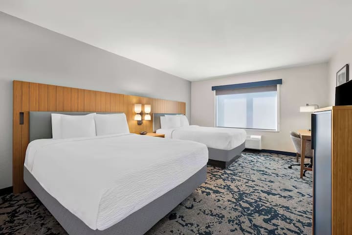 Modern Suite For Relaxing Stay W/ Free Breakfast - Baton Rouge, LA