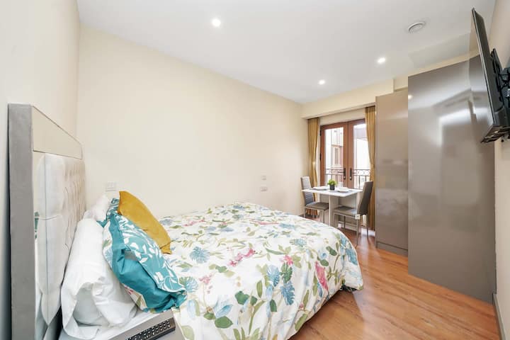 Studio 1 Minute Away From Ilford Station - Ilford