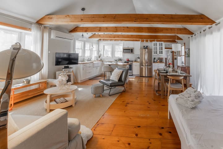 New! Peaceful Truro Retreat. Fire Pit, Outdoor - Truro, MA
