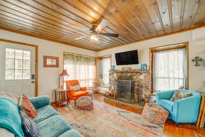 Payson Pines & Porch Vibes: Cool High Country Base - Payson, AZ