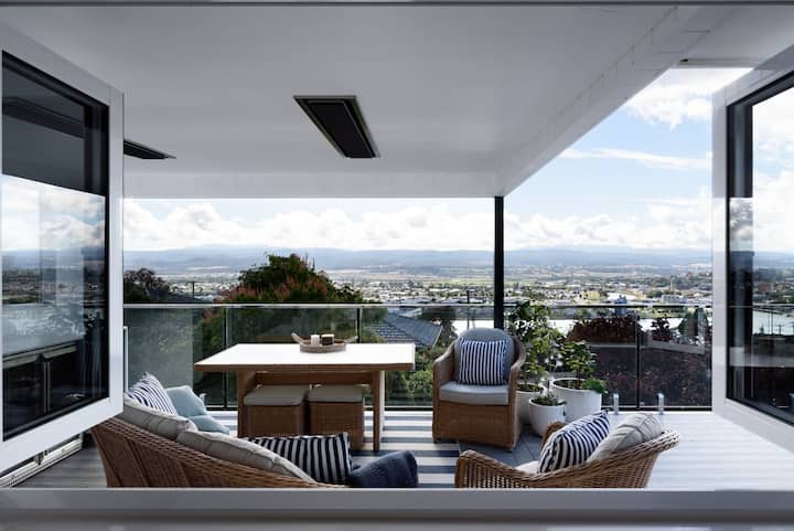 Serene Trevallyn Escape & Views - Launceston